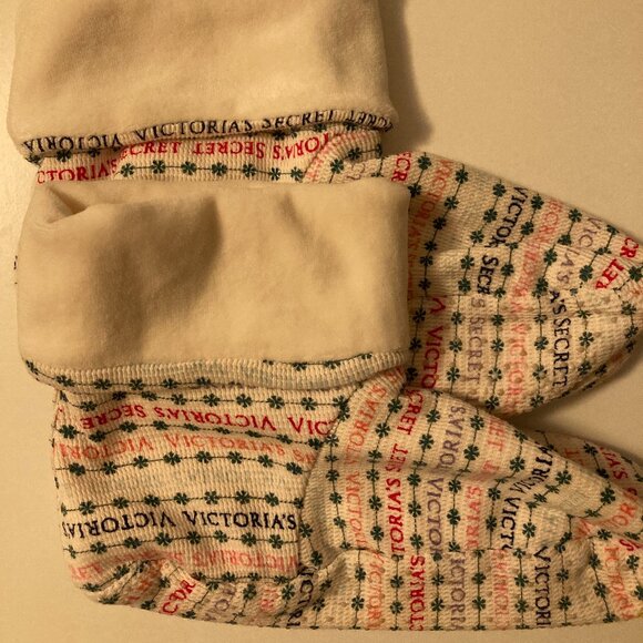 Victoria's Secret | Accessories | Victorias Secret Logo Slipper Socks ...